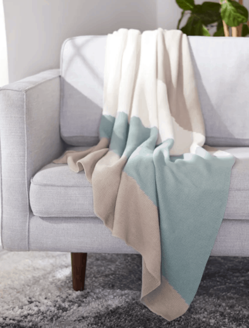 11 Must-Have Coastal Throw Blankets For Every Beach House - Keep It Beachy
