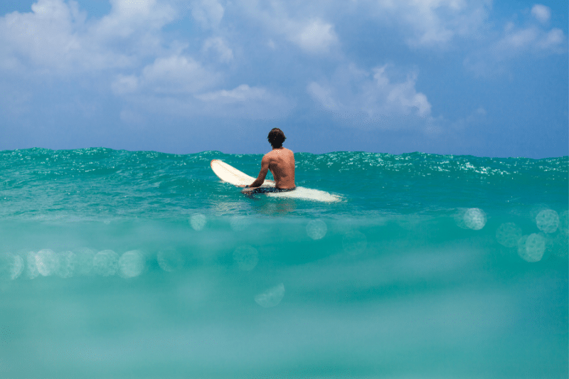 8 Common Personality Traits Of Surfer Boys - Keep It Beachy